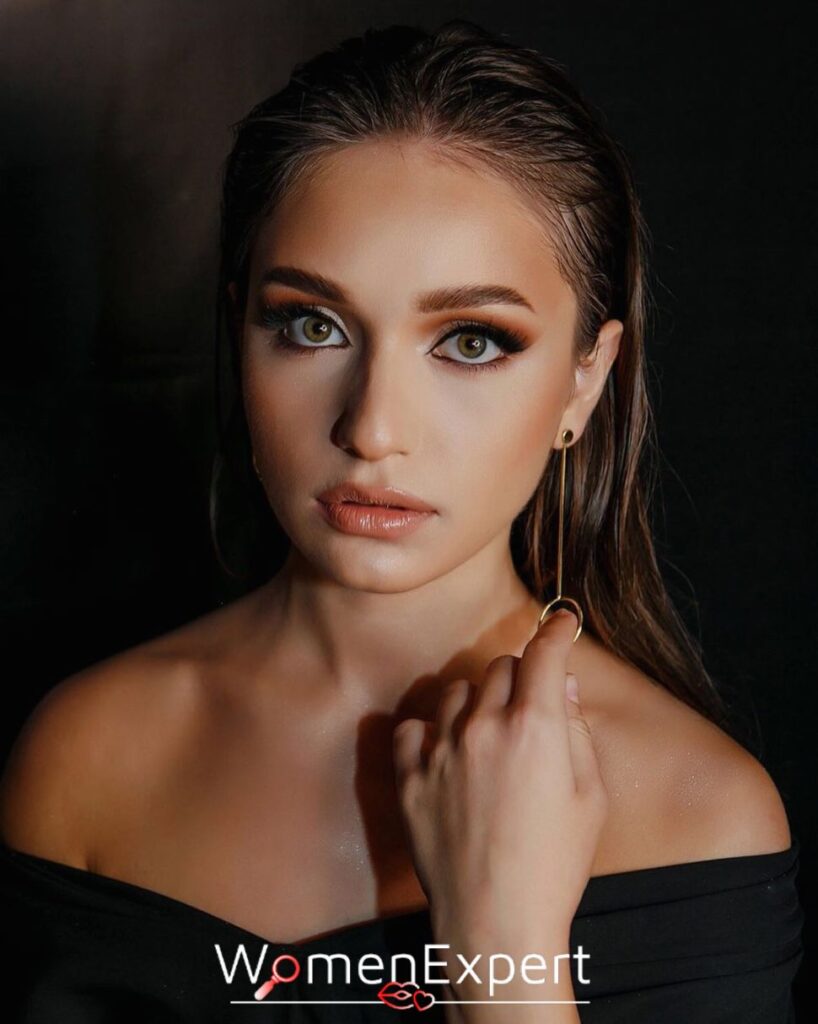 Everything You Should Know When Dating Moldovan Women