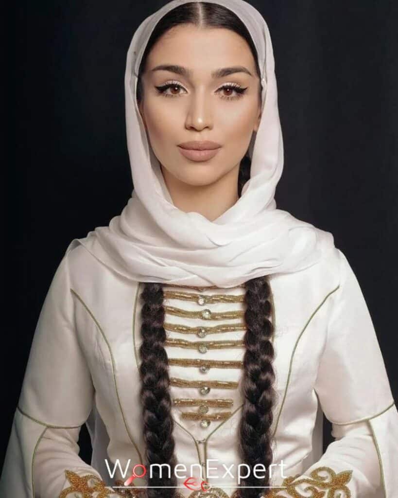 Turkmen Women: Read This Guide Before Dating Them