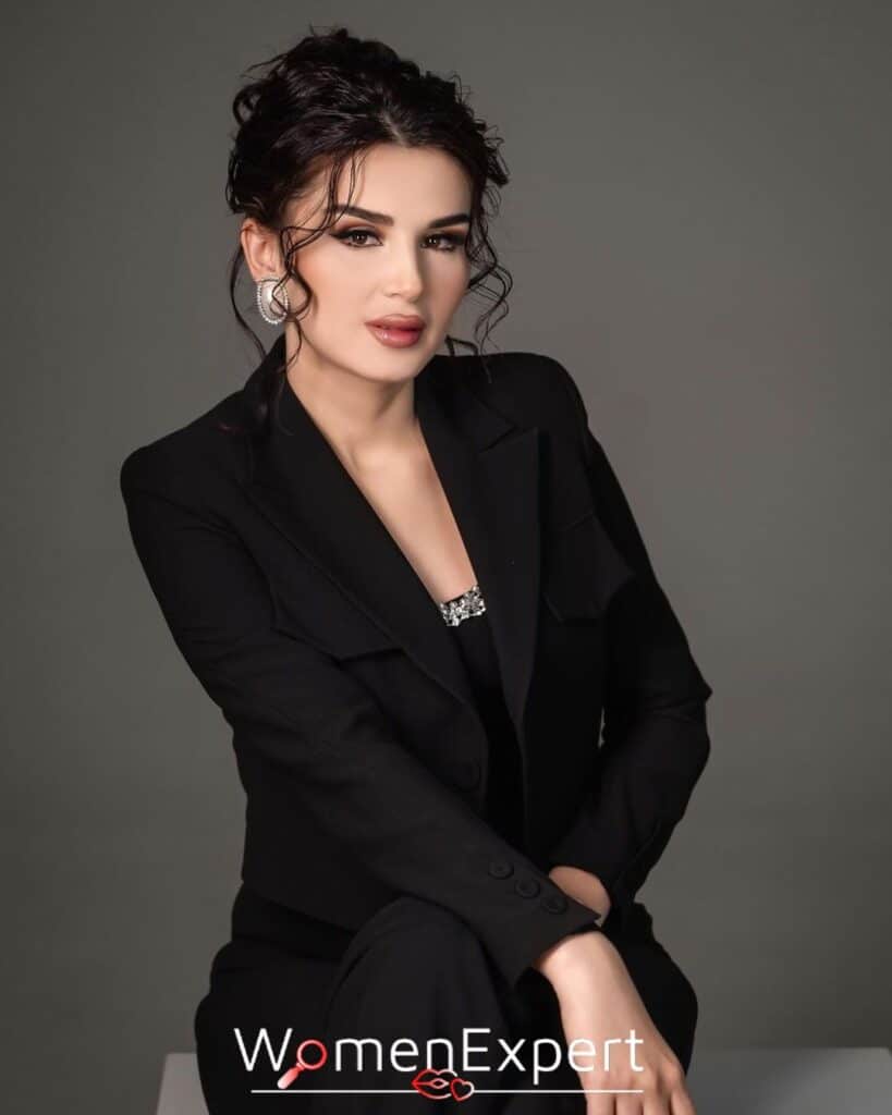 Uzbek Women: What Makes Uzbek Girls the Best Wives?